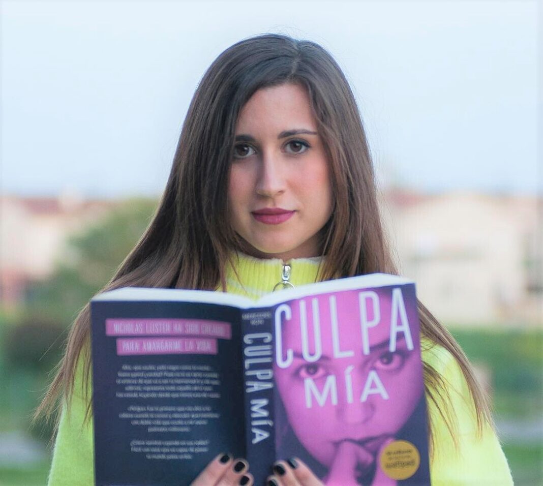 Quién es Mercedes Ron, la escritora argentina que llega a la pantalla ...